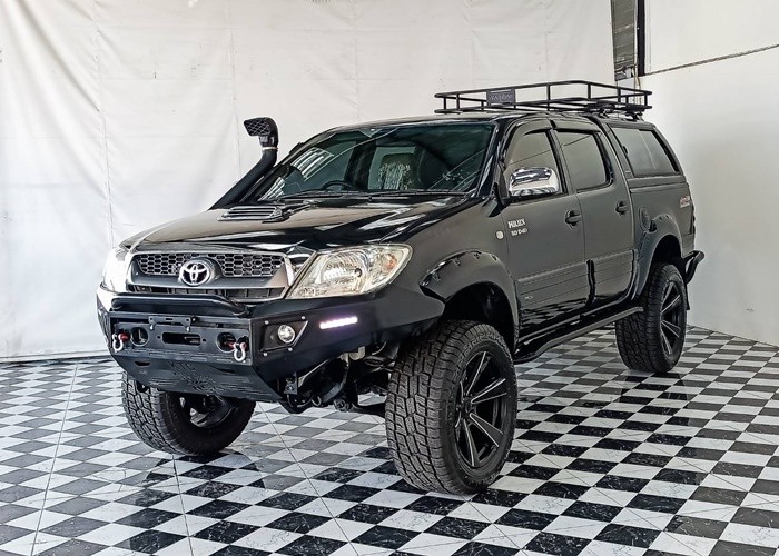 Toyota Hilux Vigo Dealer & Exporter | Toyota Hilux Revo Rocco New Rocco ...